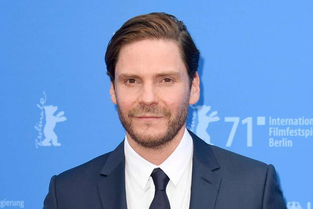 Daniel Brühl erhält Ehrenpreis beim Filmfestival in Karlsbad | Promifacts